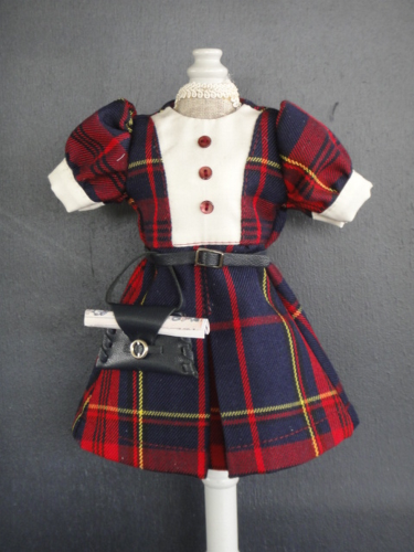 Robe d'hiver 1942 - Reproduction . Ref : BL-E326 | BL-E326